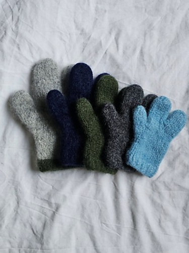 Ravelry: Snowball Mittens Mini pattern by Maymade Knits
