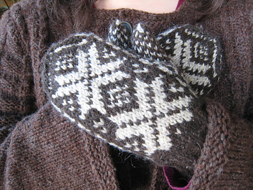 Ravelry: Bulky Norwegian Mittens pattern by Kathryn McConaghie