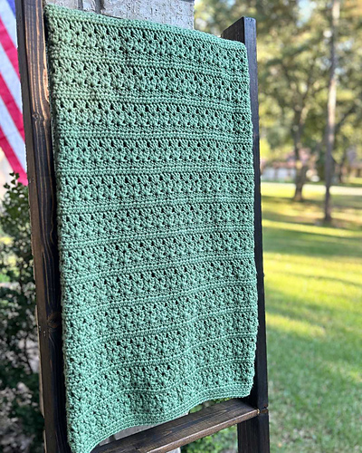 Ravelry: Pinecrest Throw Blanket pattern by Becky Pickett