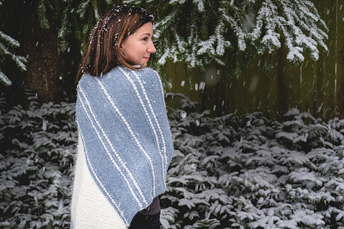 Ravelry: Frost & Flurry Shawl pattern by Michele Frazzetta