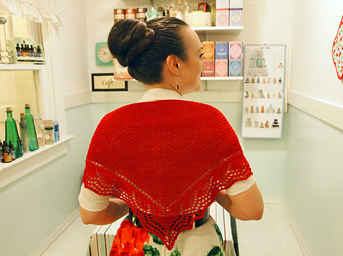Ravelry: Raspberry Ripple Shawlette pattern by Meghan C. Radick