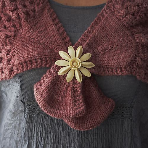 Ravelry: Berry Wrap pattern by Juju Vail and Susan Cropper