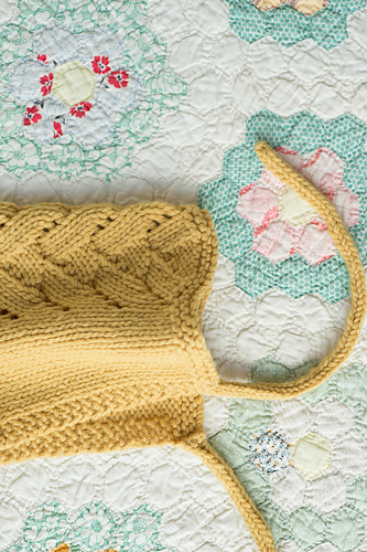 Ravelry: Aziza pattern by Melissa LaBarre