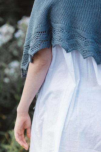 Ravelry: Breaking Waves pattern by Paulina Popiolek