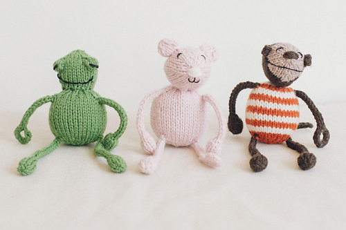 Ravelry: String Along Toys pattern by Susan B. Anderson
