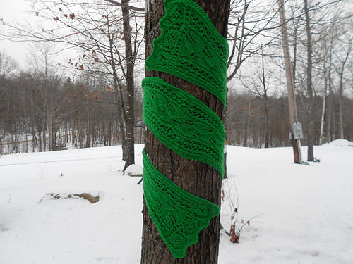Ravelry: Spring Garland Scarf pattern by Melody Hadley