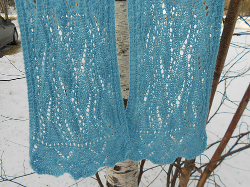 Ravelry: Airy Leaves Lace Scarf pattern by Melody Hadley