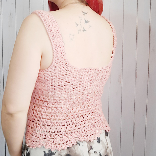 Ravelry: Top Delia pattern by Mel Garcia Tello