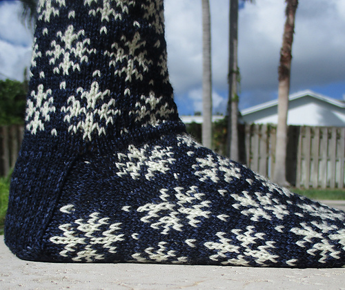 Ravelry: Flurry Socks pattern by Melissa Kemmerer