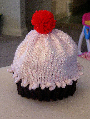 Ravelry: Cupcake Hat pattern by Becky Veverka