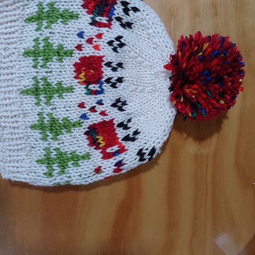 Ravelry: Holly Jolly Hat pattern by RosiePosieKnitCo