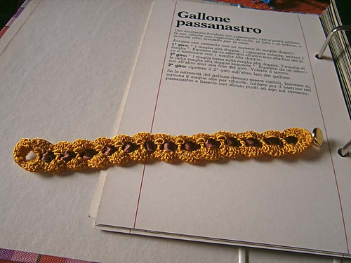 Ravelry: Gold bracelet pattern by Meryweb