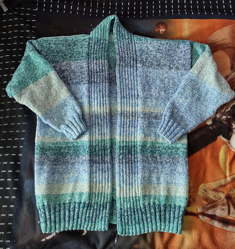 Ravelry: Simple Slouchy Sweater pattern by Yay For Yarn Patterns