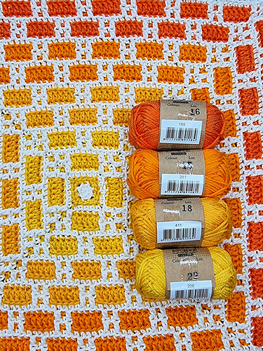 Ravelry: Trinity pattern by Mette Hesselbjerg