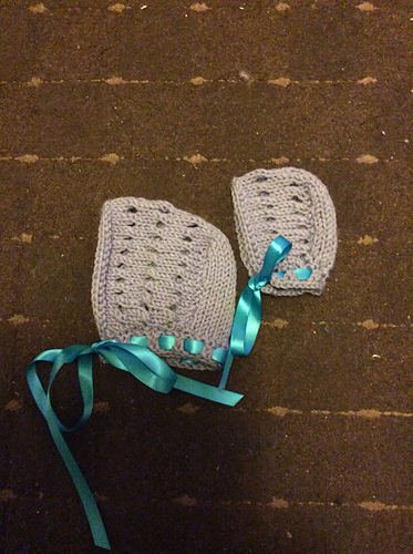 Ravelry: Little Jay Baby Bonnets pattern by marianna mel