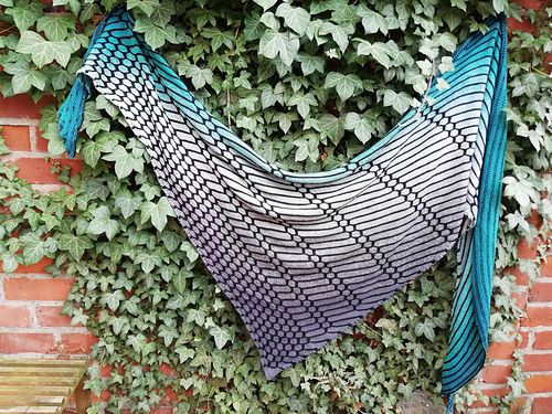 Ravelry: Hexed! pattern by Rose Beck