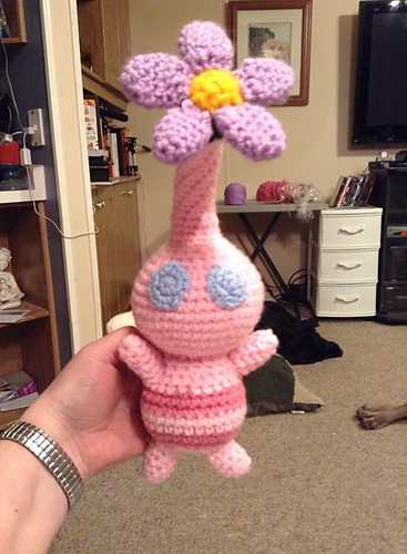 Ravelry: Pink Winged Pikmin pattern by Victoria Williams