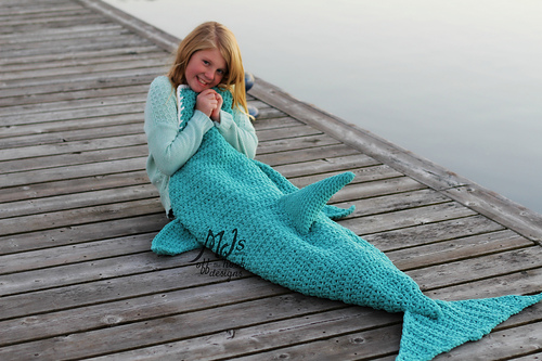 Ravelry: Soft & Cozy Dolphin Blanket pattern by MJ's Off The Hook Designs