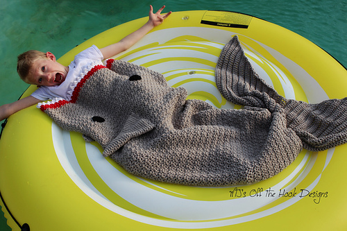 Ravelry: Beach Shark Backpack pattern by MJ's Off The Hook Designs