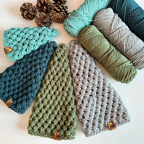 Ravelry: Festive Puff Stitch Trees pattern by MJ's Off The Hook Designs