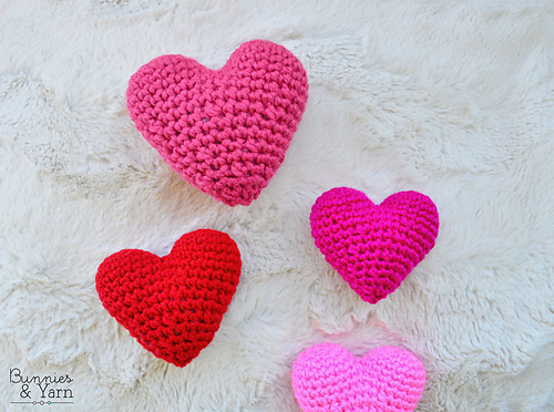 Ravelry: 3D Hearts pattern by Michelle Alvarez