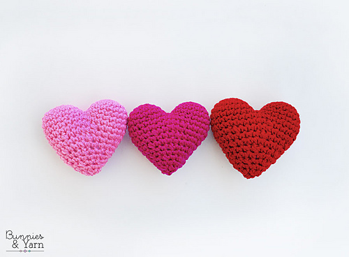 Ravelry: 3D Hearts pattern by Michelle Alvarez