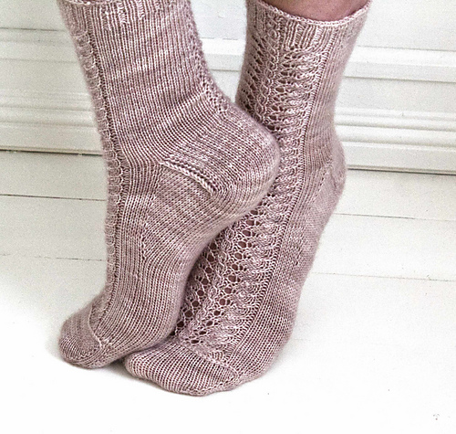 Ravelry: Eso pattern by Joanna Ignatius