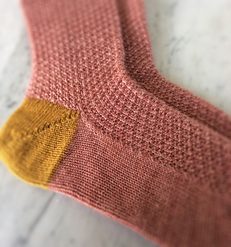 Ravelry: Nira pattern by Joanna Ignatius