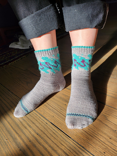 Ravelry: Paint Brush Socks & Cup Cozy pattern by Stephanie Maz