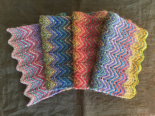 Ravelry: miki7ch's ZickZack "Mini" Scarf