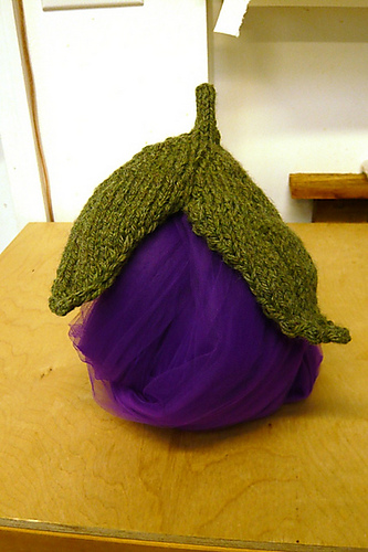 Ravelry: Calyx pattern by Kris Mimulus