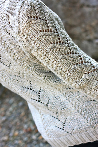 Ravelry: Adiri pattern by Julia Trice
