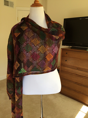 Ravelry: Polychromatic pattern by Kieran Foley