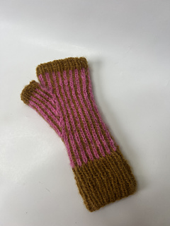 Ravelry: Groove Warmers pattern by Kait (minigru.studios)