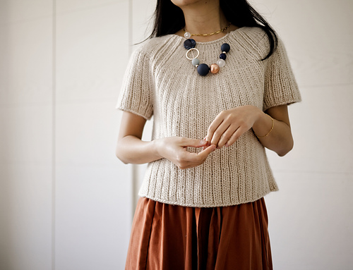 Ravelry: Seashell Sweater pattern by Minimi Knit Design