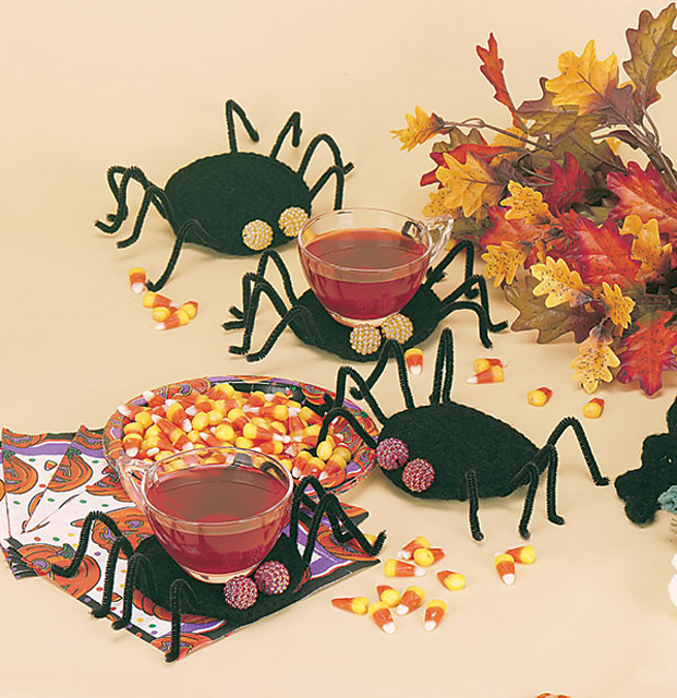 Ravelry: Spider Coasters pattern by Gloria Graham