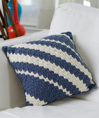 Ravelry: Diagonal Pillow pattern by Kathy Wigington