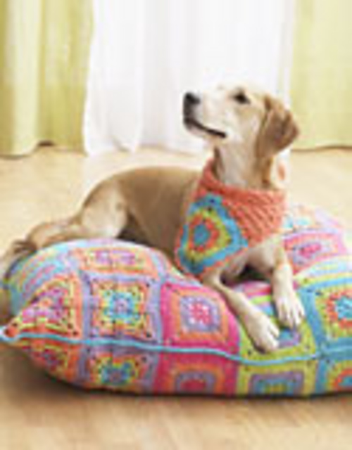 Ravelry: Patchwork dog bed and Kerchief pattern by Lily / Sugar'n Cream