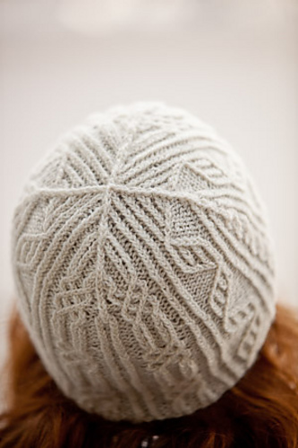 Ravelry: The Proverbial Cap pattern by Meg Swansen