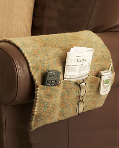 Ravelry: Felted Remote Control Holder pattern by Bernat Design Studio