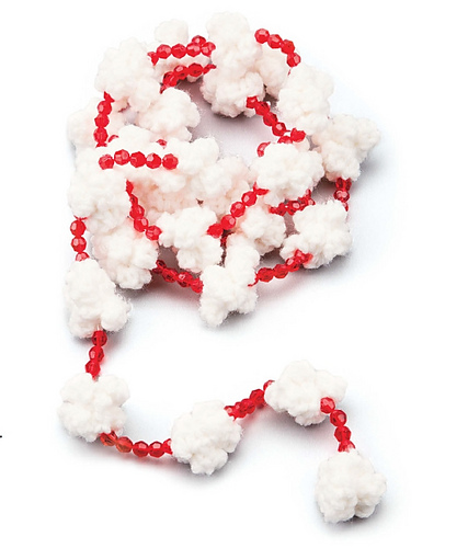 Ravelry: Popcorn Cranberry Garland pattern by Colleen Sullivan
