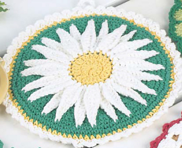 Ravelry: Daisy Hot Mat pattern by Rosetta Harshman