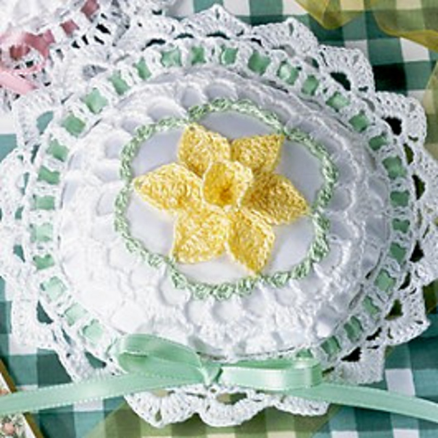 Ravelry: March Daffodil Birthday Sachet pattern by Anne Halliday