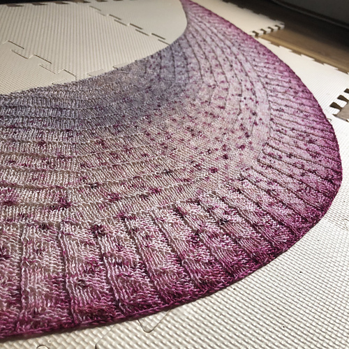 Ravelry: A Certain Slant pattern by Susan Ashcroft