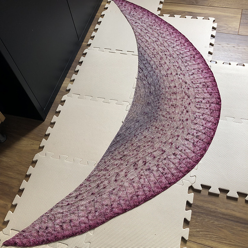 Ravelry: A Certain Slant pattern by Susan Ashcroft