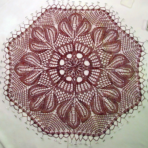 Ravelry: Blätterspitzen pattern by Herbert Niebling