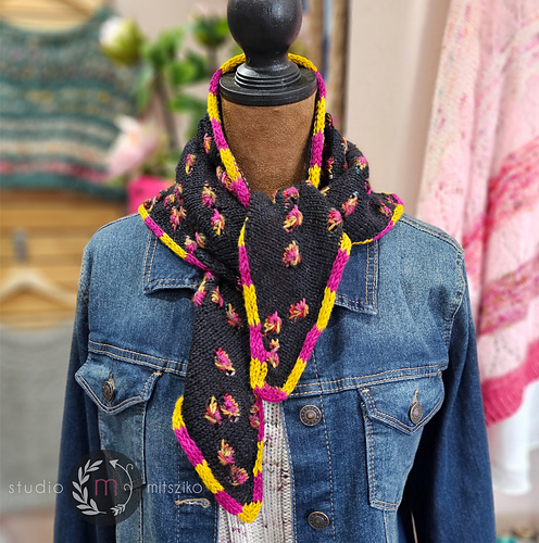 Ravelry: Big Top Bandana - Floral AP pattern by Mitsziko