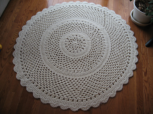 Ravelry: Lacy Throw Rug pattern by Terry Kimbrough