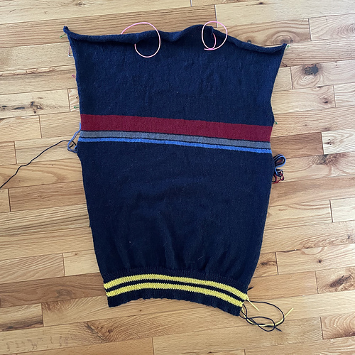 My first time doing intarsia: the 4-month saga of BA NA NA : r/knitting