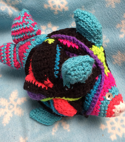 Ravelry: mlmoharos' Amish Fin the Fish (Fin the Fish by Dedri Uys)